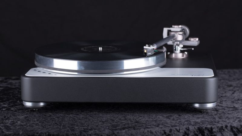 Dr. Feickert – High-End Plattenspieler | HiFi Studio Wittmann